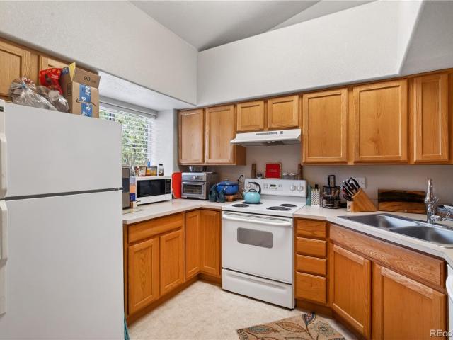8685 Clay Street # 206