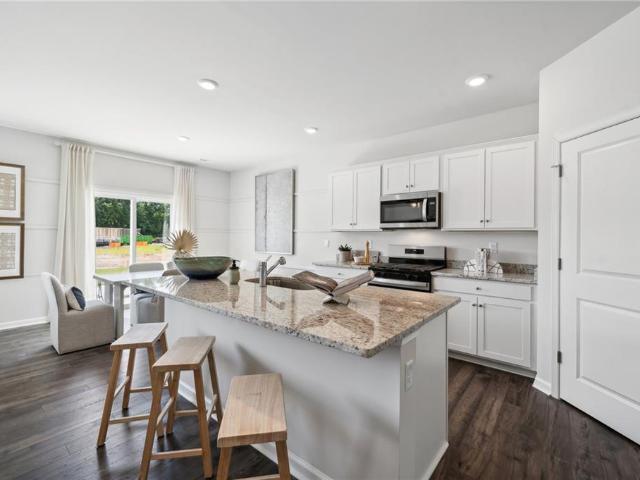 8685 Thomas Jefferson WAY