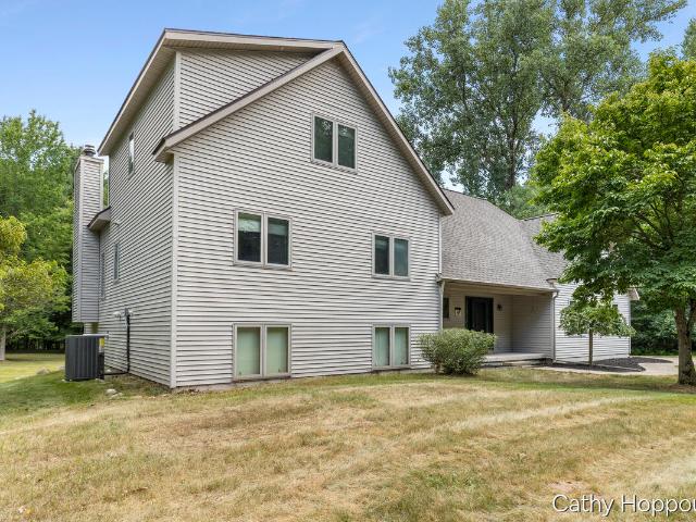 8687 River Run Trail
