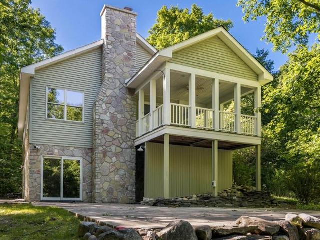 8680 Hutch Trl NW, Rapid City, MI 49676