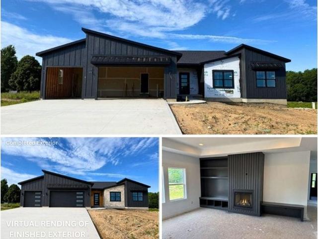 8681 Bosque Dr SE, Caledonia, MI 49316