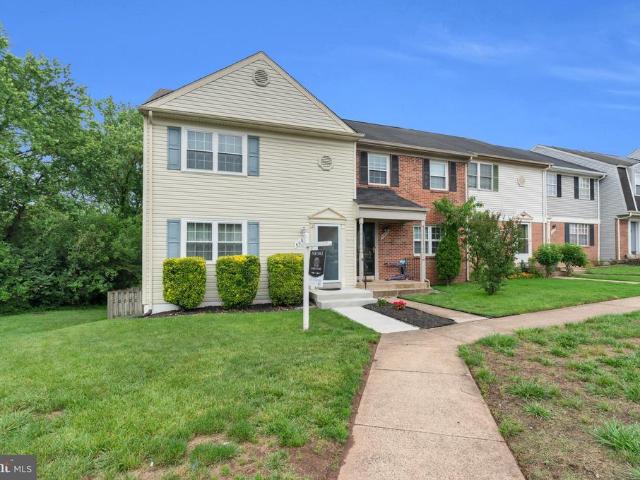 8683 Point Of Woods Drive