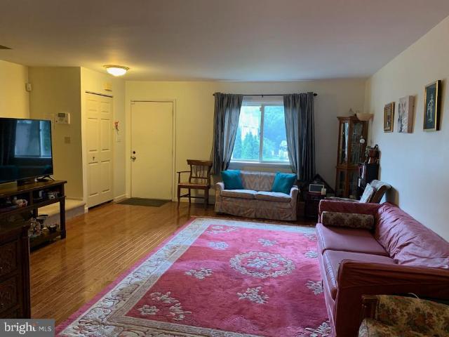 868 Galen Drive