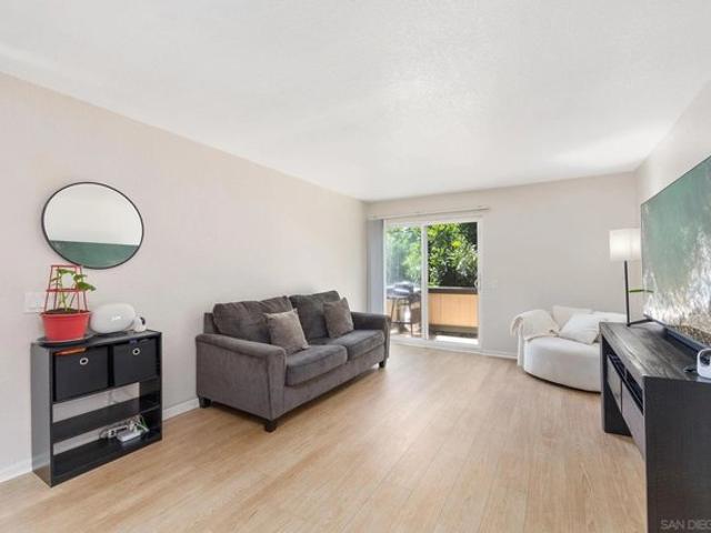 868 E Alvarado St Apt 28, Fallbrook, CA 92028