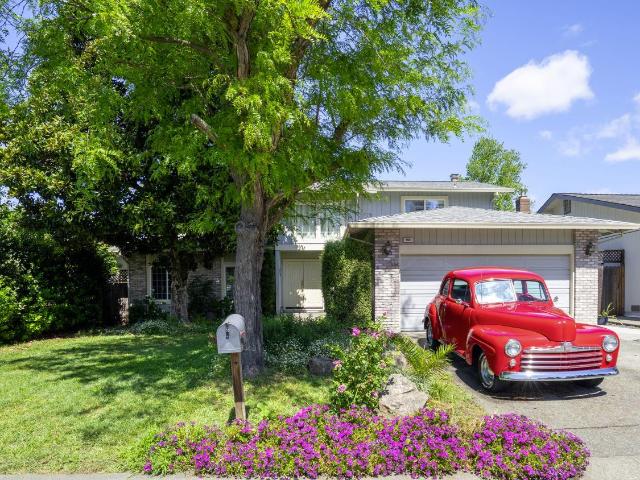 868 Holly Ave, Rohnert Park, CA 94928 | MLS #326028 | Compass