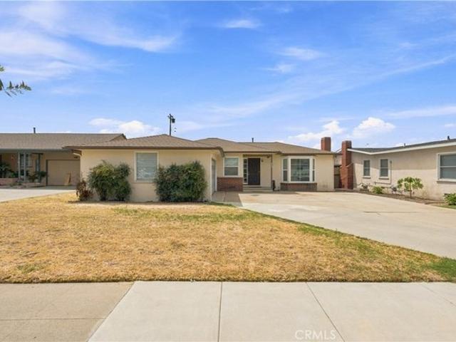 868 James Pl, Pomona, CA 91767