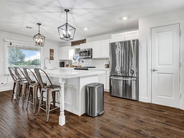 868 Lisa Mae Road