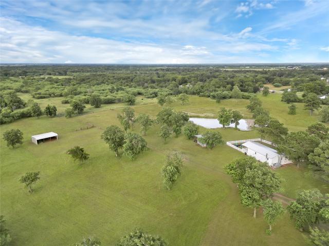 868 Lisa May Rd, Bellville, TX 77418 | MLS #35109