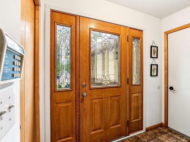 868 Winterberry Court