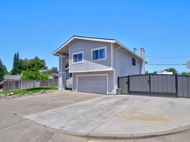 8697 Quail Oak Way, Orangevale, CA 95662