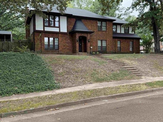 8699 Cherry Spring Dr, Memphis, TN 38016