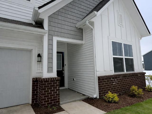 8690 Lester Pl, Pendleton, IN 46064 | Compass
