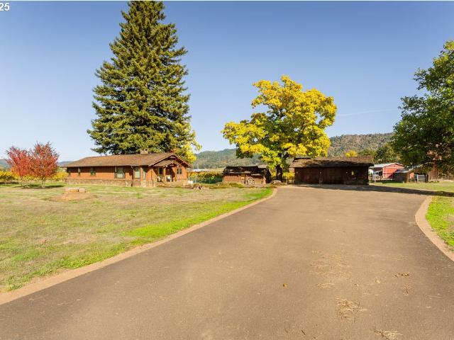 8690 lookingglass rd