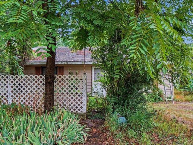 8690 W Ludington Dr, Lake, MI 48632