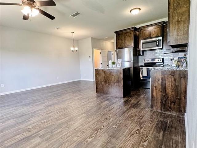 8691 Ellis Drive # 3