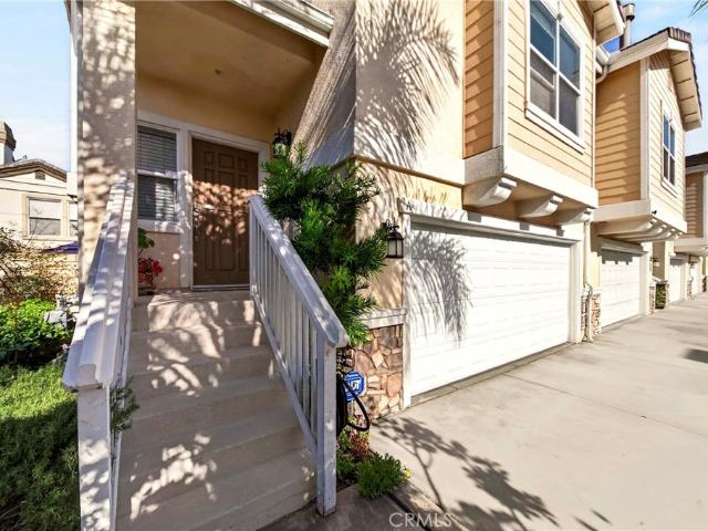 8692 Belmont A