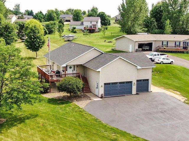 869 161st St, Hammond, WI 54015