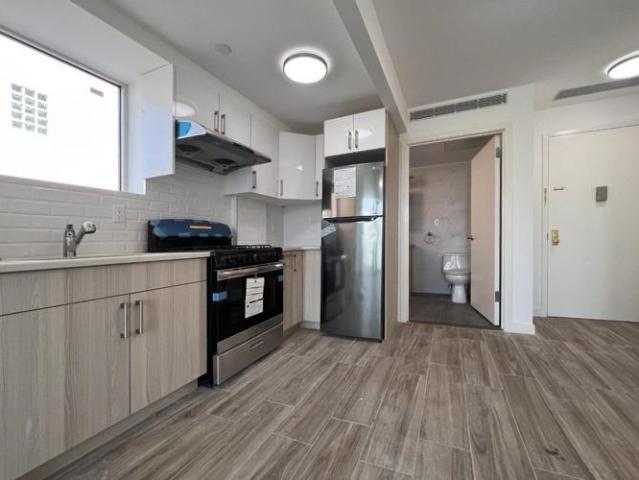 869 57Th St 301, New York, NY