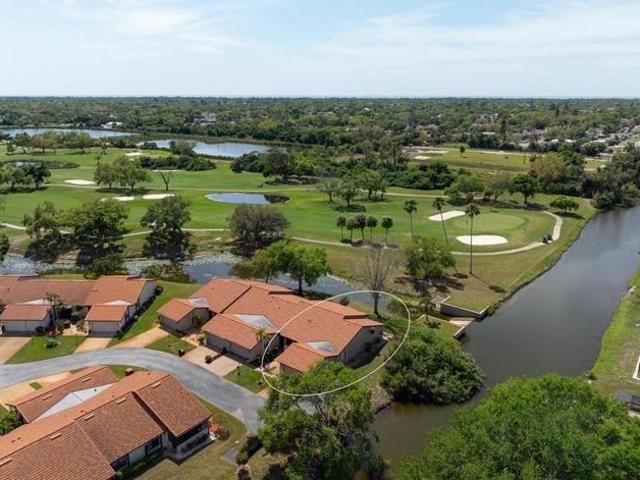 869 Country Club Cir #72, Venice, FL 34293