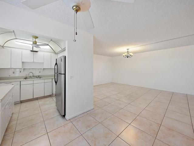 869 Flanders S, Delray Beach, FL 33484