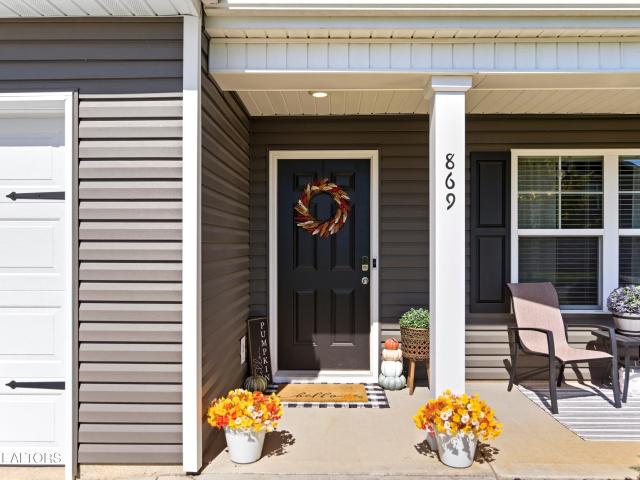 869 Old Towne Loop Drive