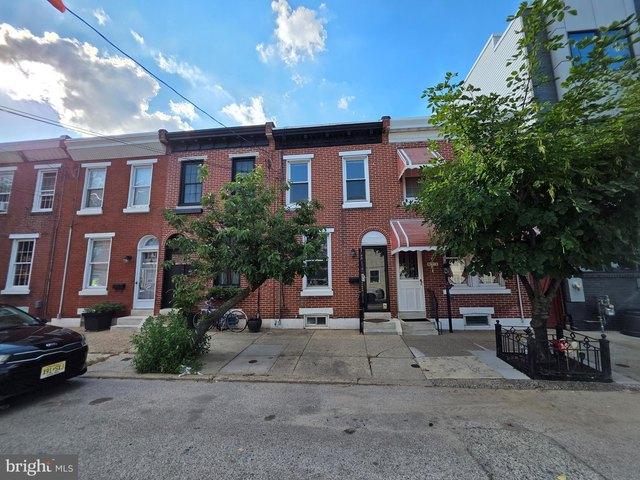 869 Moyer St, Philadelphia, PA 19125