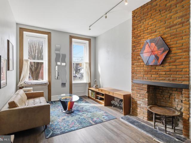869 N 29th St, Unit 1, Philadelphia, PA 19130 | MLS #PAPH2599 | Compass