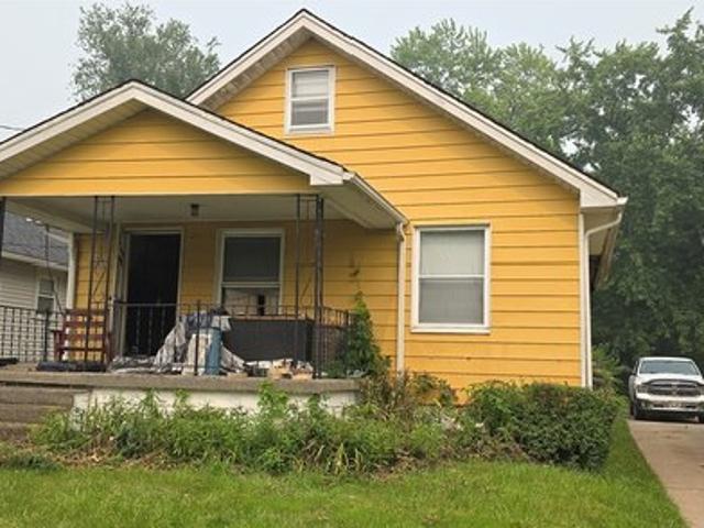 869 Sunshine Ave, Youngstown, OH 44505