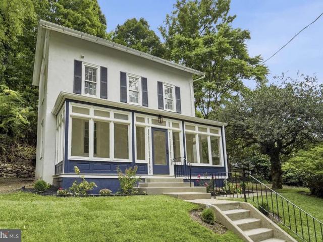 869 Rock Lane