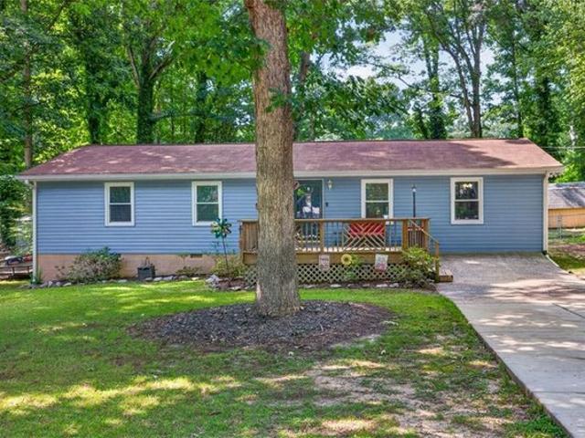 869 Rock Oak Ln, Lawrenceville, GA 30046