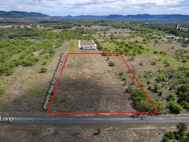 869 Ridge Loop Unit 32, Rio Frio, TX 78879