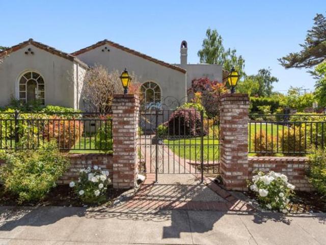 869 Walnut Ave, Burlingame, CA 94010