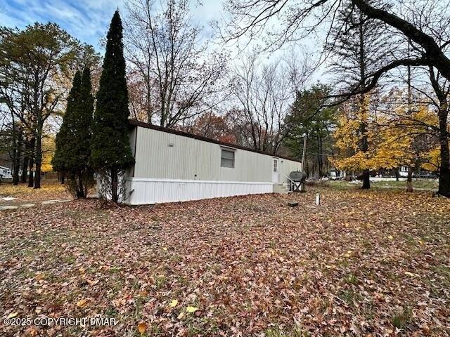 869 Toll Rd, Effort, PA 18330