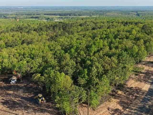 86 7 Lakes Ranch Blvd, Conway, AR 72023