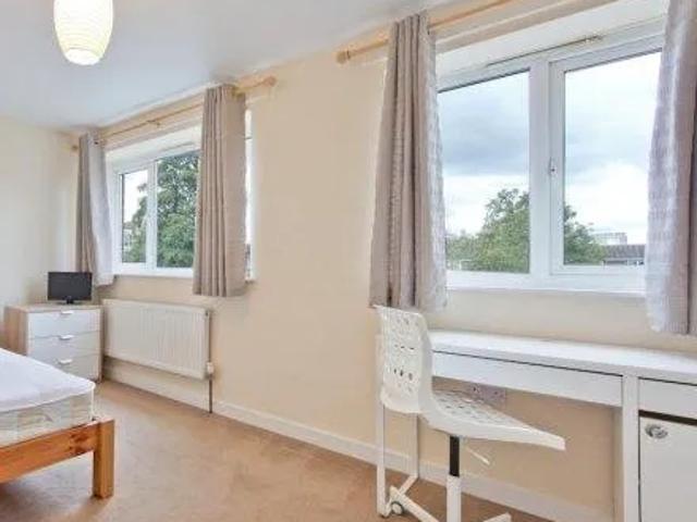 86, 88 King Charles' Road, London, KT5 8QW, United Kingdom | Room for rent #7199227 | Rentberry