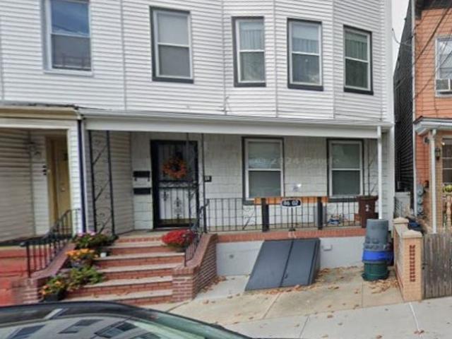 86 02 89th Street, Queens, NY