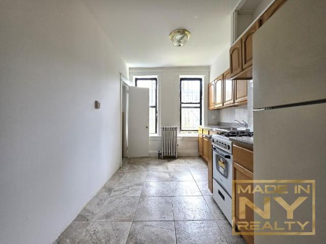 86 04 96th Street, Queens, NY