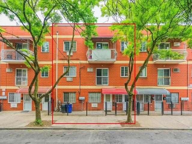 86 06 58th Ave, Elmhurst, NY 11358