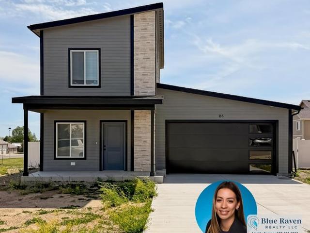 86 26th St, Wheatland, WY 82201