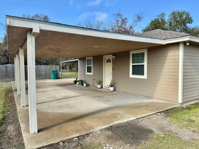86 W John Ave, Orange, TX 77630