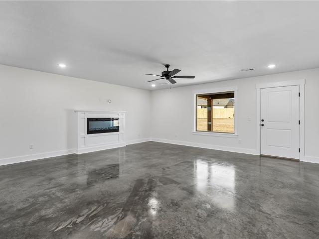 86 W Watson Lane