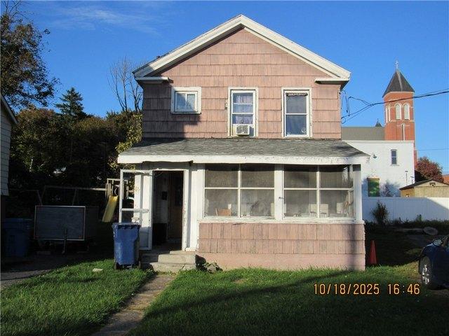 86 Water St, Lyons, NY 14489