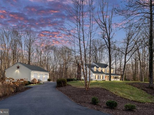 86 Wateredge Ln, Fredericksburg, VA 22406