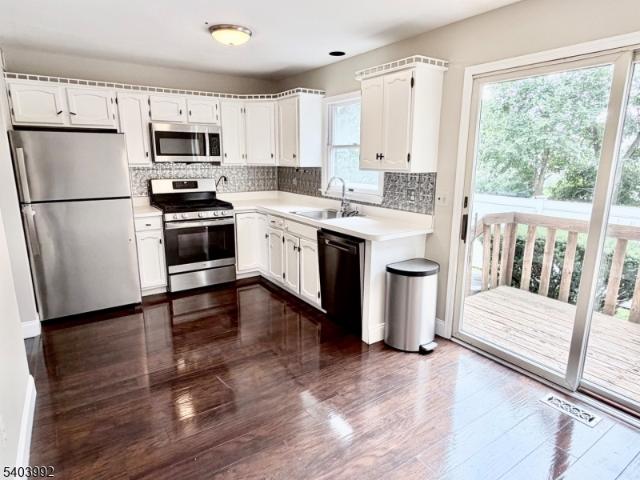 86 Wilton Ave