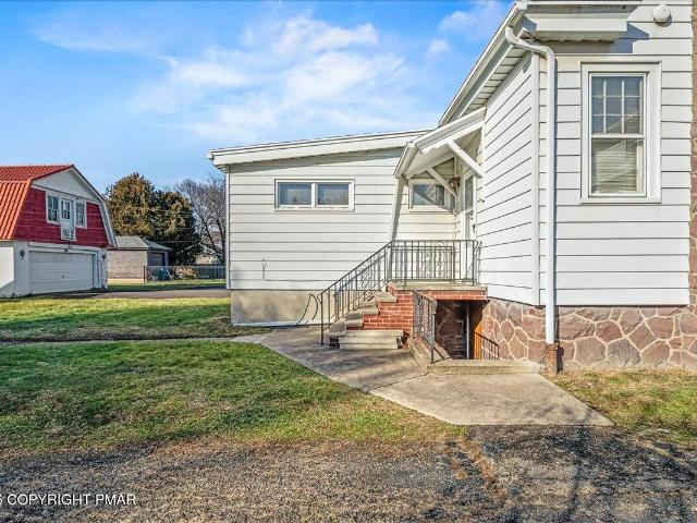 86 Yeager Avenue