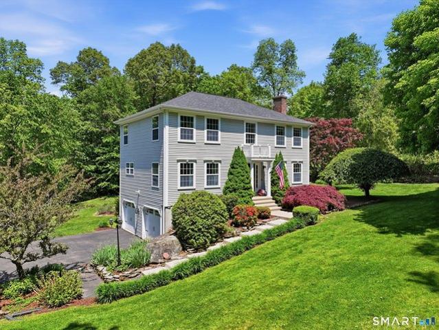 86 Appletree Ln, Portland, CT 06480