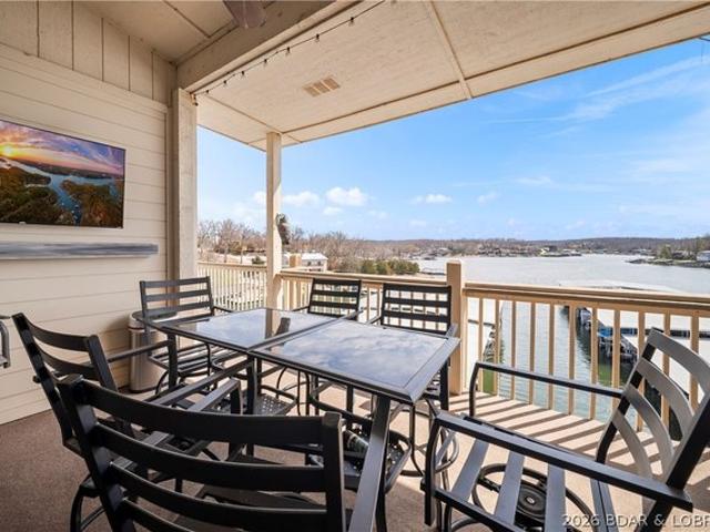 86 Aqua Finn Dr Unit 4A, Lake Ozark, MO 65049