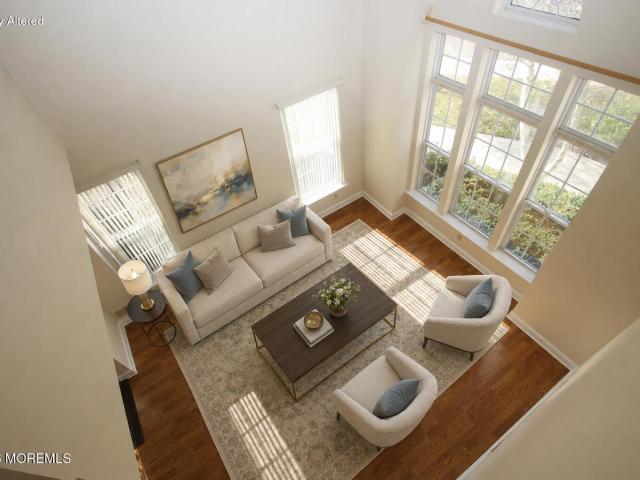 86 Banyan Boulevard