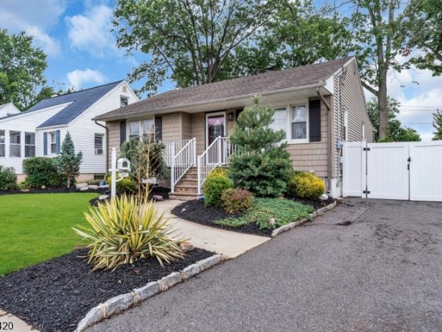 86 Bloomfield Ave