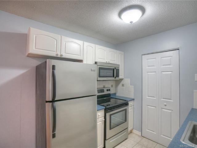 86 Buddington Rd, Unit 7, Groton, CT 06340 | MLS #24164 | Compass